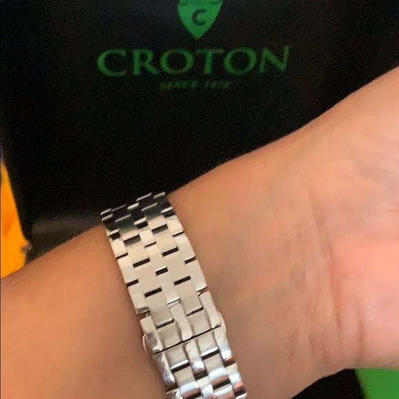 Croton | Accessories | Croton Diamond Case | Poshmark